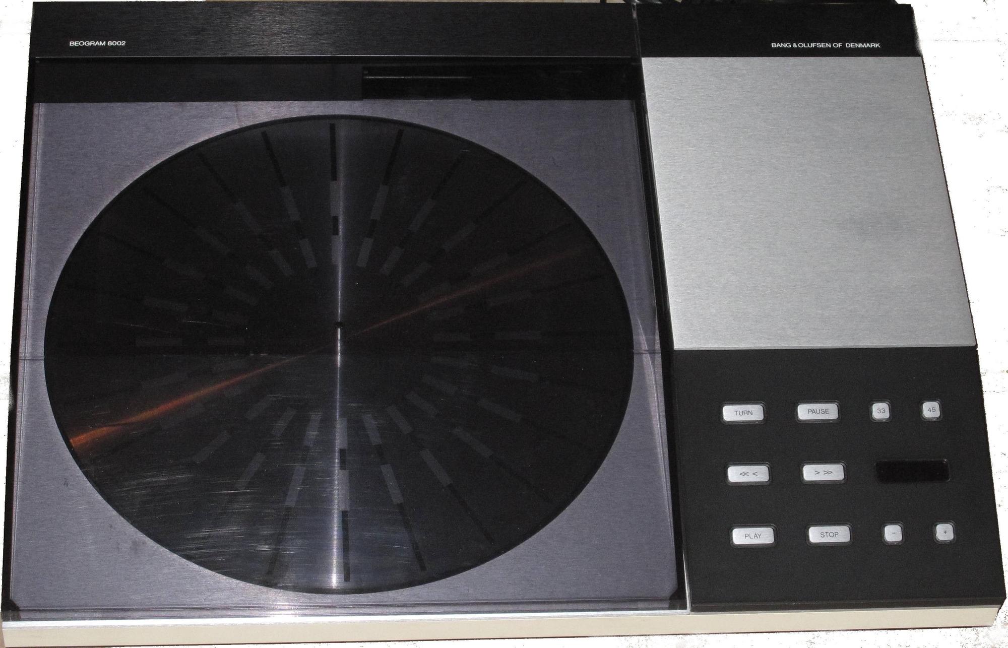 Køb Bang & Olufsen Beogram 8002 pladespiller hos Radio & TV-Eksperten